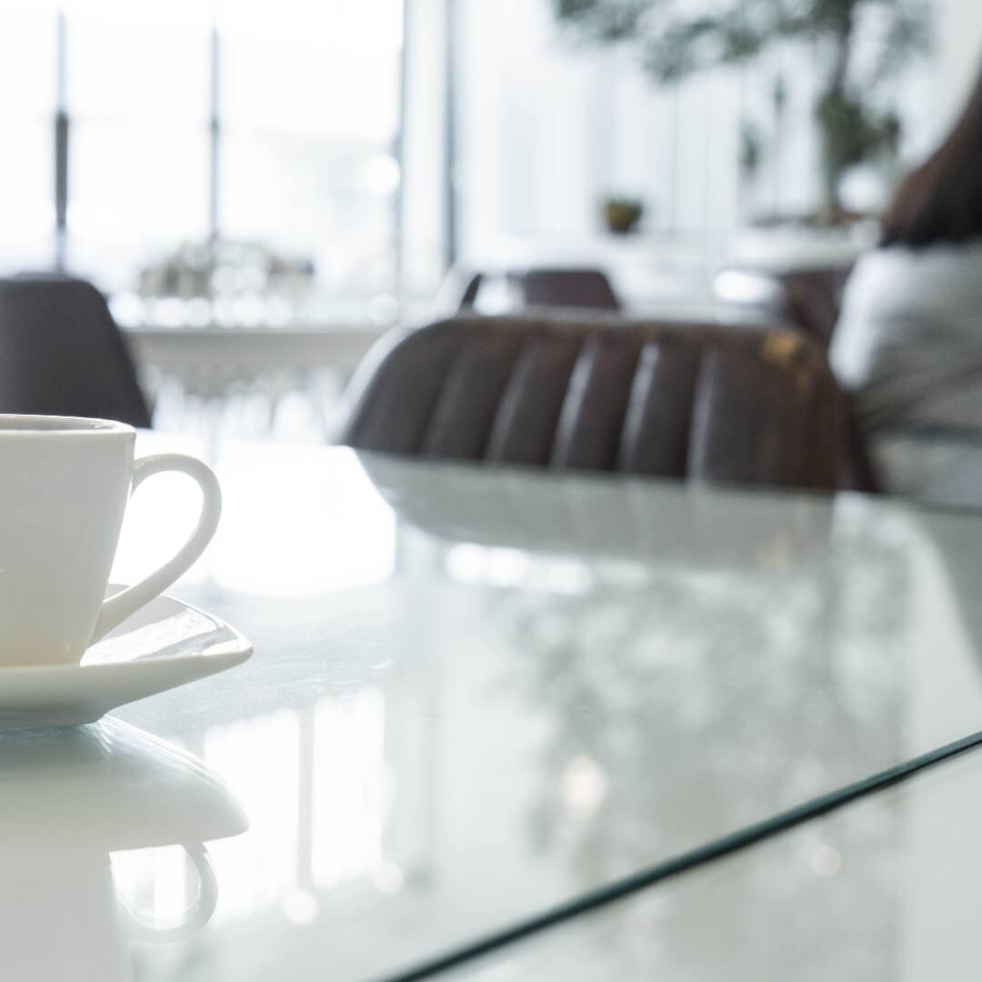 Tempered Glass Vs. Regular Glass, Pros, And Cons | Mondoro